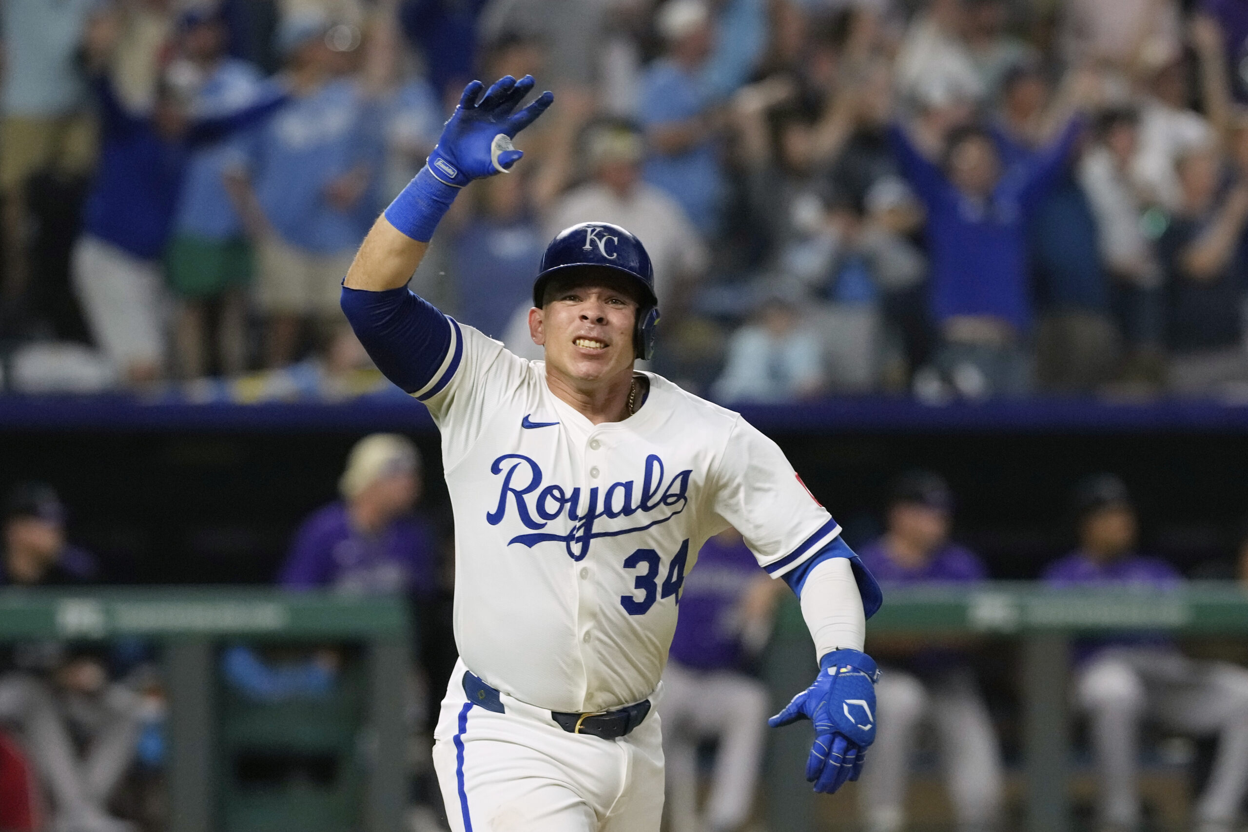 Fermin hits winning single in 11th inning; Royals beat Rockies 4-3 ...